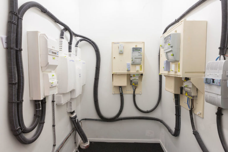 Eclairage, électricité, courants faibles, réseaux, Descamps Isofis